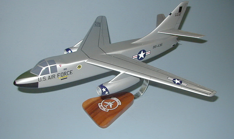 B-66 Destroyer Airplane Model – MAM - Scalecraft