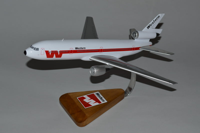 DC-10 / Western Airlines Airplane Model – MAM - Scalecraft