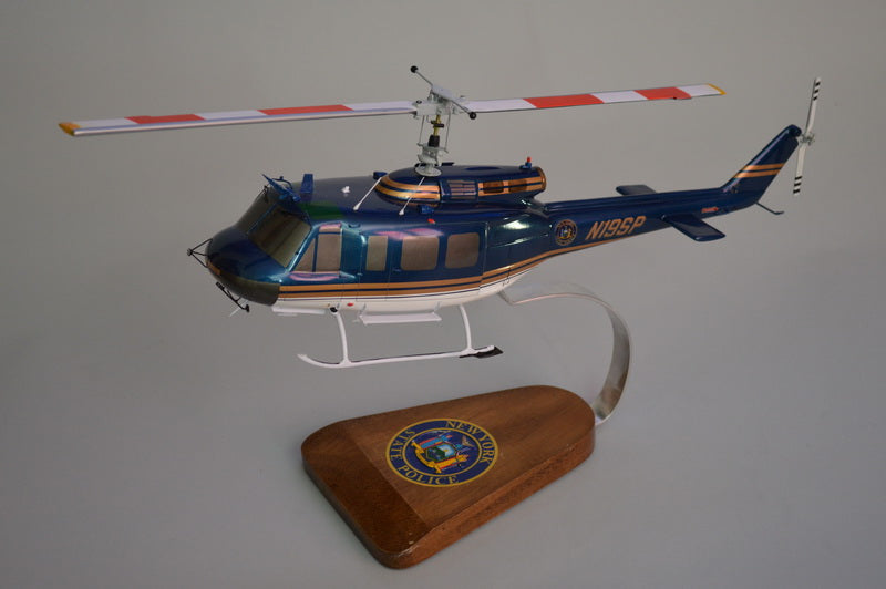 UH-1 Huey / New York State Police Airplane Model – MAM - Scalecraft
