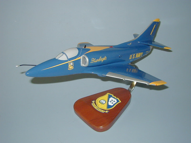 A-4 Skyhawk / Blue Angels Airplane Model – MAM - Scalecraft