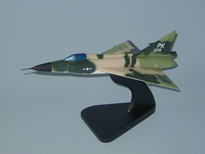 Convair F-102 Airplane Model – MAM - Scalecraft