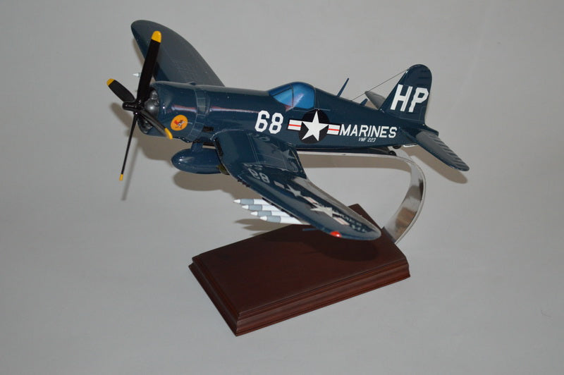 F4U Corsair MARINES Airplane Model – MAM - Scalecraft